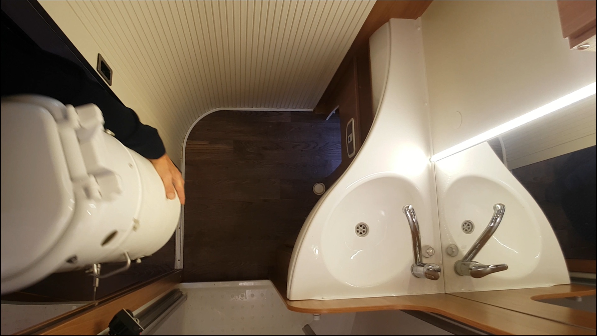 Unsere Berichte zum Thema Trenntoilette: